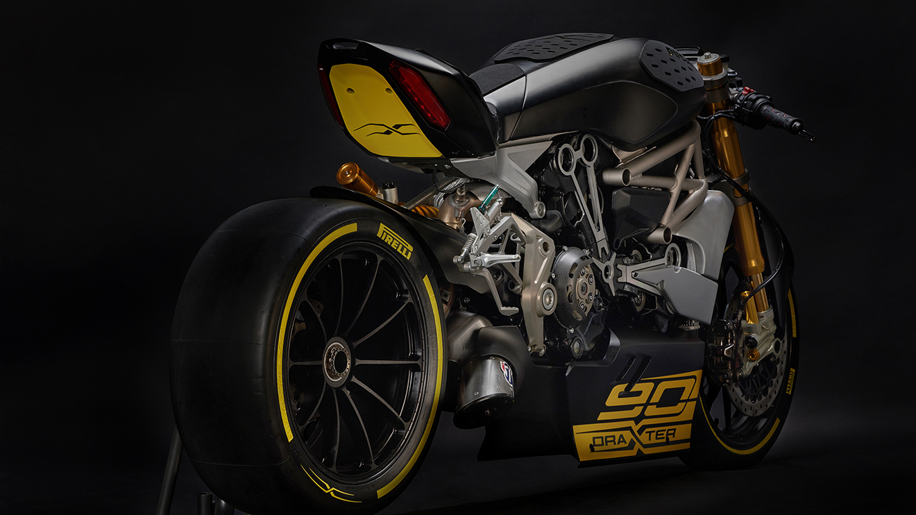 Ducati'nin yeni şeytanı piste hazır [Video] - LOG