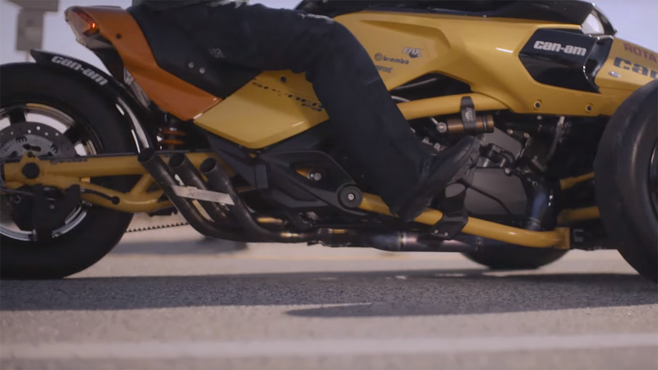 3 tekerlekli canavar: Can-Am Spyder F3 Turbo [Video] - LOG