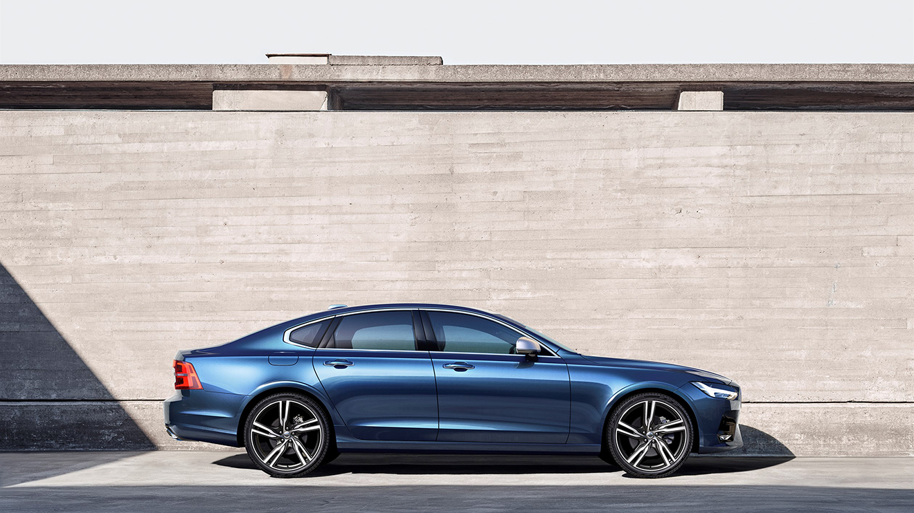 Volvo S90 ve V90 R-Design modelleri görücüye çıktı [Video] - LOG
