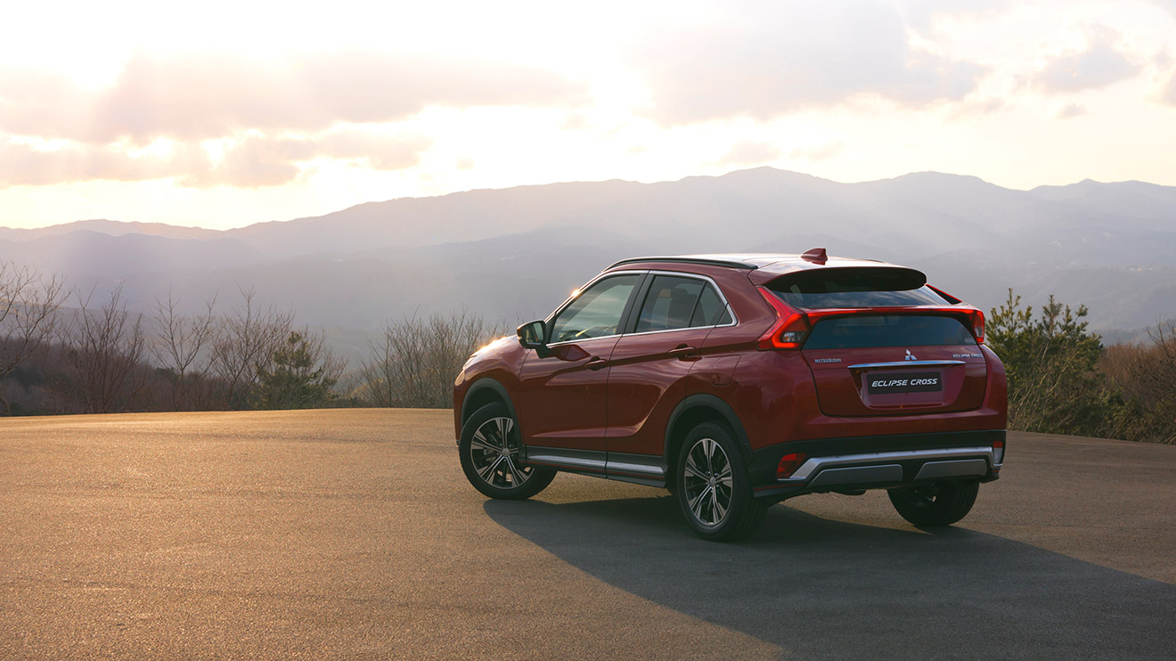 Detaylı fotoğrafları ve özellikleriyle Mitsubishi'nin en yeni üyesi ...
