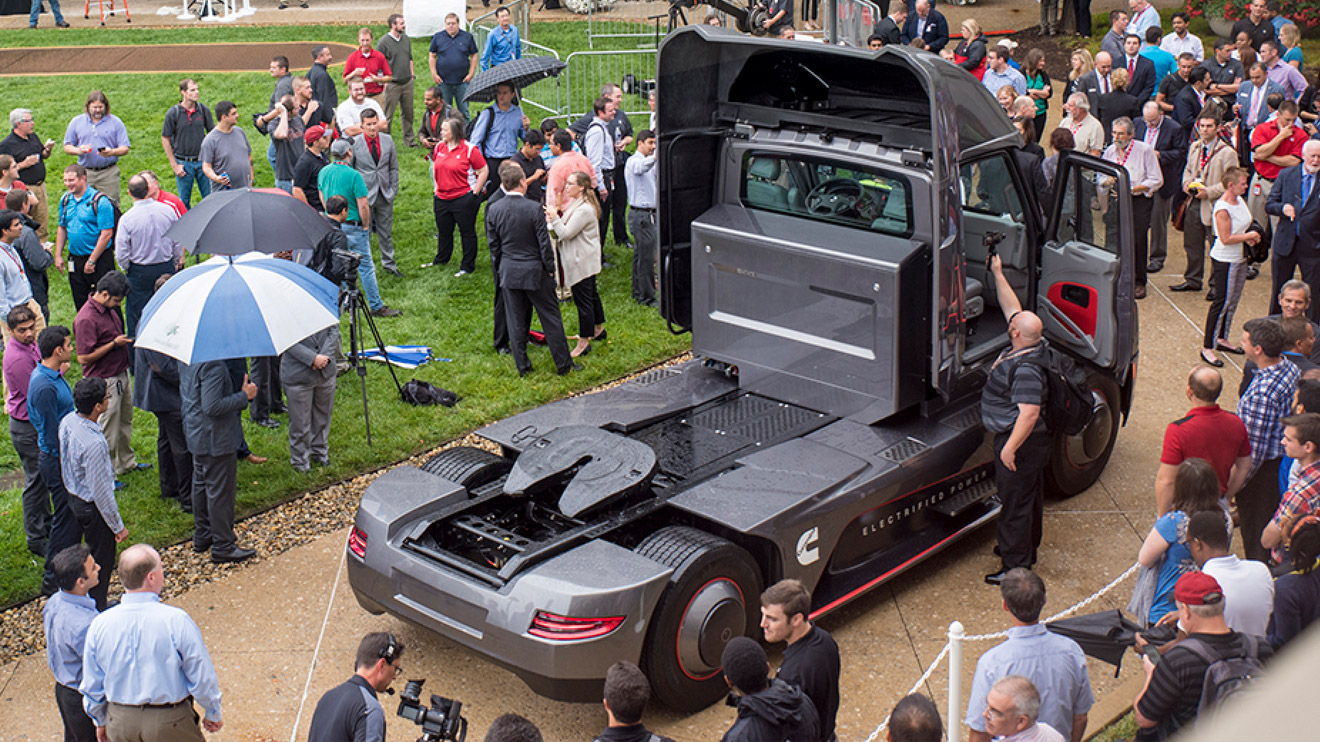 Tesla ve Nikola'ya elektrikli kamyon sınıfında ilk rakip geldi; Cummins ...