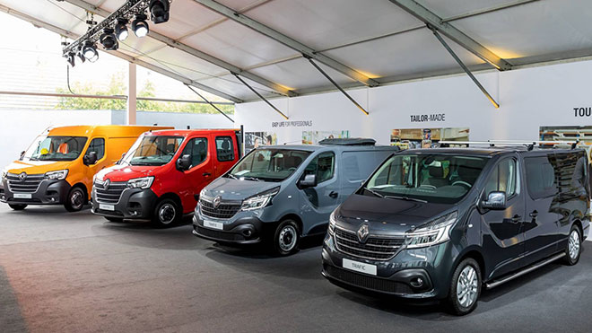 Ailenin son üyeleri de göründü; işte 2019 Renault Master ve Traffic - LOG