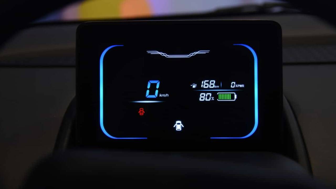 Changan Lumin Corn; 300 kilometre menzil iddialı mini elektrikli - LOG