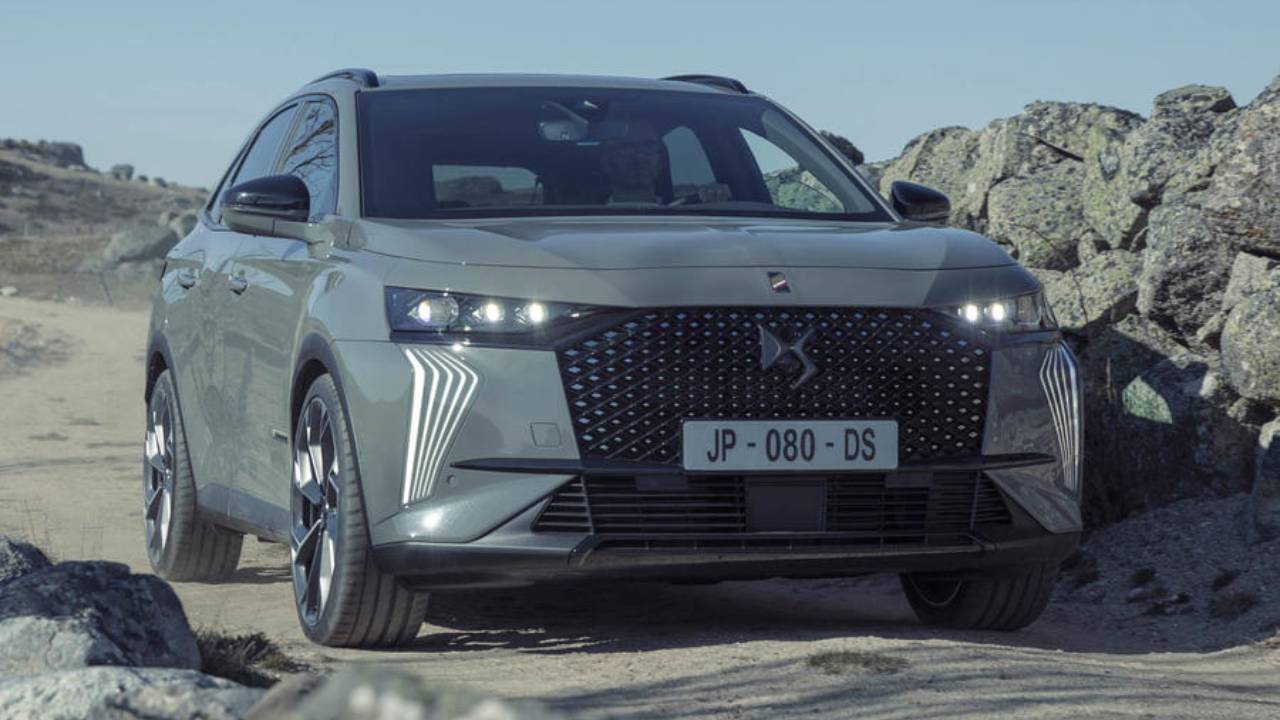2022 DS 7 Crossback önemli yenilikleriyle tanıtıldı - LOG
