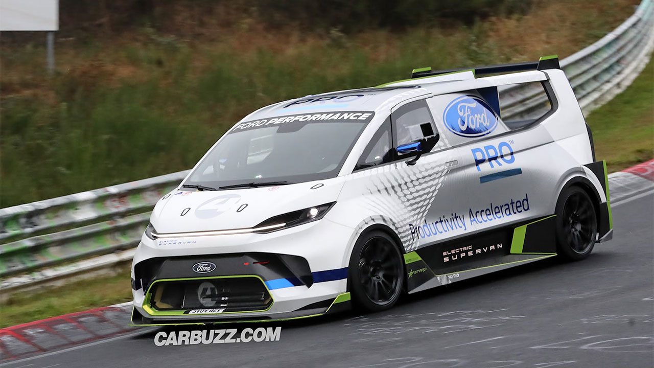 Levent Tuna imzalı Ford Pro Electric SuperVan Nordschleife'a çıktı