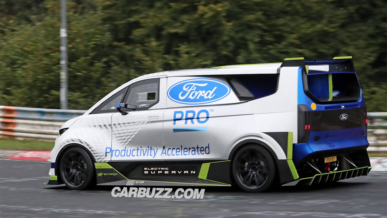 Levent Tuna imzalı Ford Pro Electric SuperVan Nordschleife'a çıktı