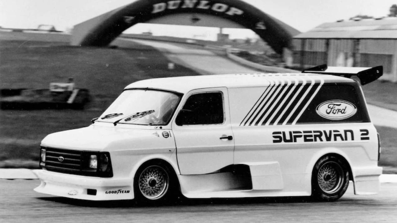 Levent Tuna ile Ford tarihine geçen SuperVan4'ü konuştuk - LOG