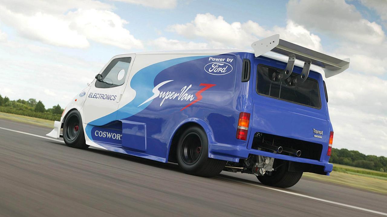 Levent Tuna ile Ford tarihine geçen SuperVan4'ü konuştuk - LOG