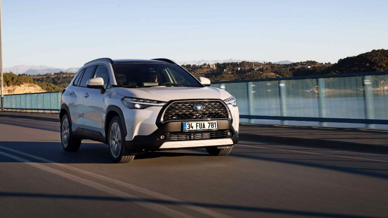 Toyota Corolla Cross için detaylı donanım özellikleri - LOG