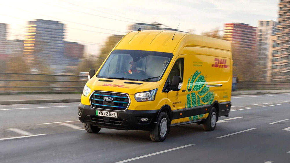 USPS, Türkiye’de üretilen Ford E-Transit için büyük bir sipariş geçti