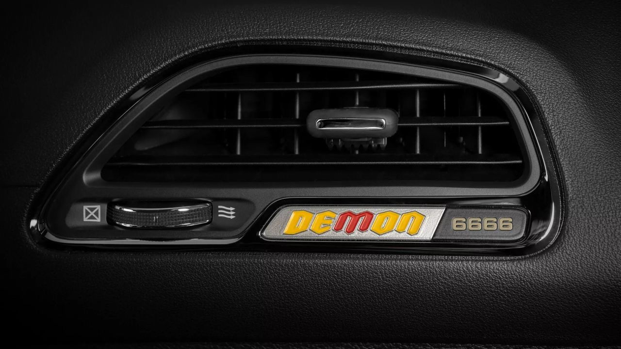 Dodge Challenger SRT Demon 170 yeni rekorlarla geldi - LOG