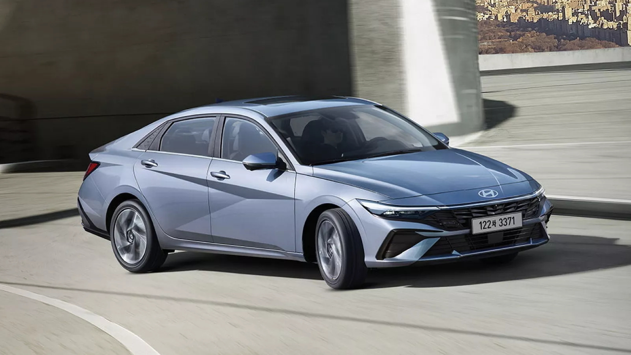 2023 Hyundai Elantra için yeni görseller geldi - LOG