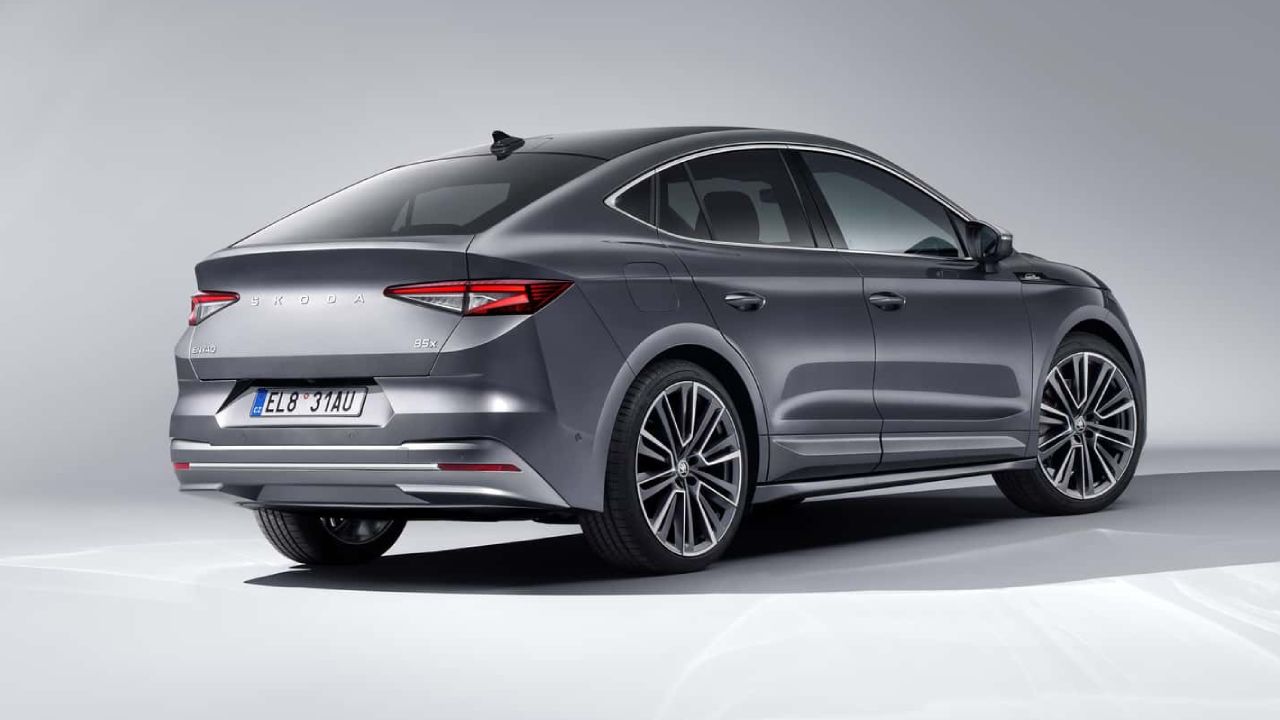 Skoda Enyaq Laurin & Klement; zirve nitelikler bir arada - LOG