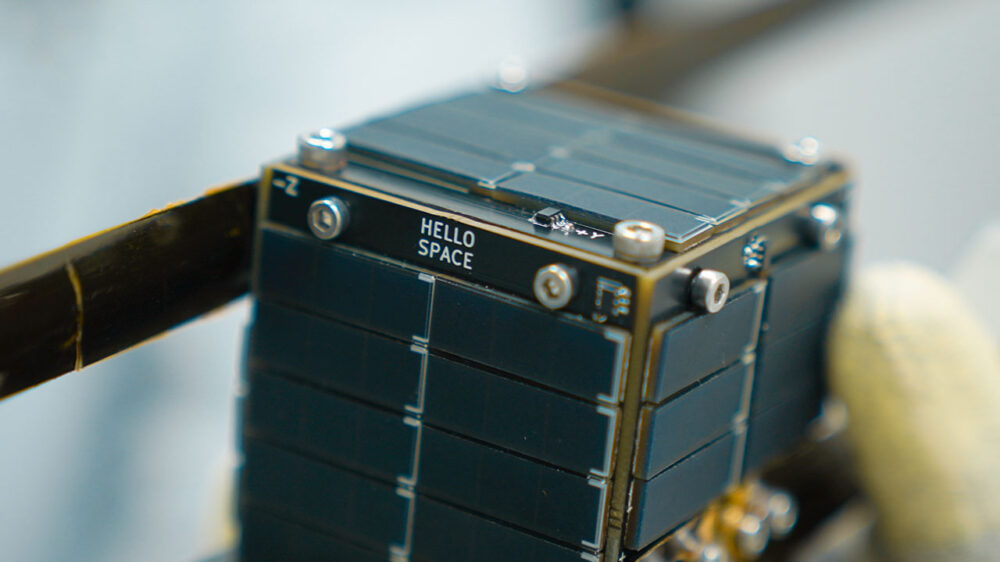 Hello Space imzalı ilk test cep uydusu İstanbul'u "SpaceX" fırlattı