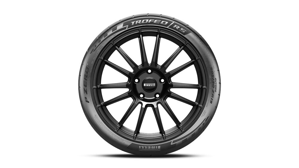 Pirelli P Zero Trofeo RS tanıtıldı: Yol tarafının en iddialısı - LOG