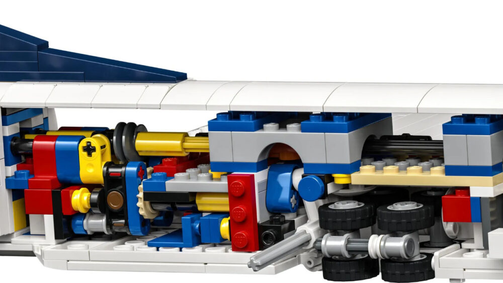 LEGO, bu sefer 2.038 parçalık bir "Concorde" hazırladı - LOG