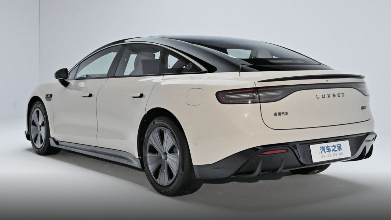 Chery ve Huawei markasından iddialı bir elektrikli: "Luxeed S7"