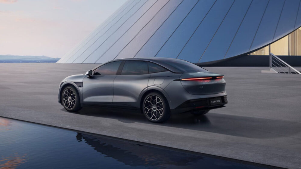 Çinliler durmuyor: "Zeekr 007, BYD Sea Lion 07 ve XPeng X9"