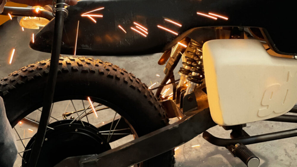 Joyce Teknoloji ve TOZZ Bike iş birliğinin ilk ürünü Joyce'90 tanıtıldı