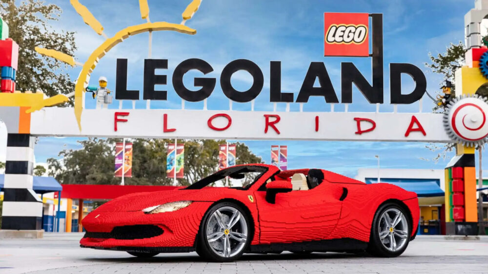 Gerçek boyutlu bir LEGO Ferrari 296 GTS hazırlandı - LOG
