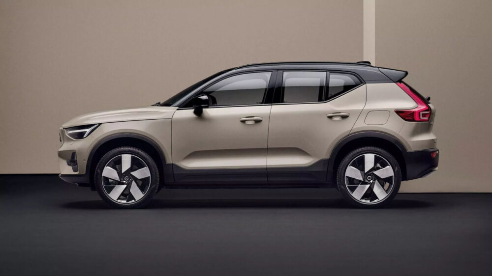 "Recharge" tarih oldu: 2025 Volvo EX40 ve EC40 tanıtıldı - LOG