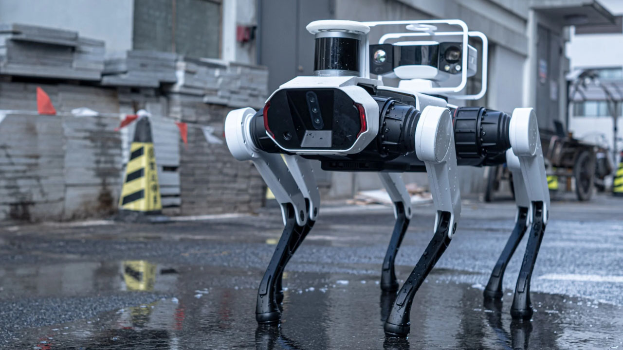 Bilgisayar devi Lenovo, altı bacaklı bir robot köpek hazırladı