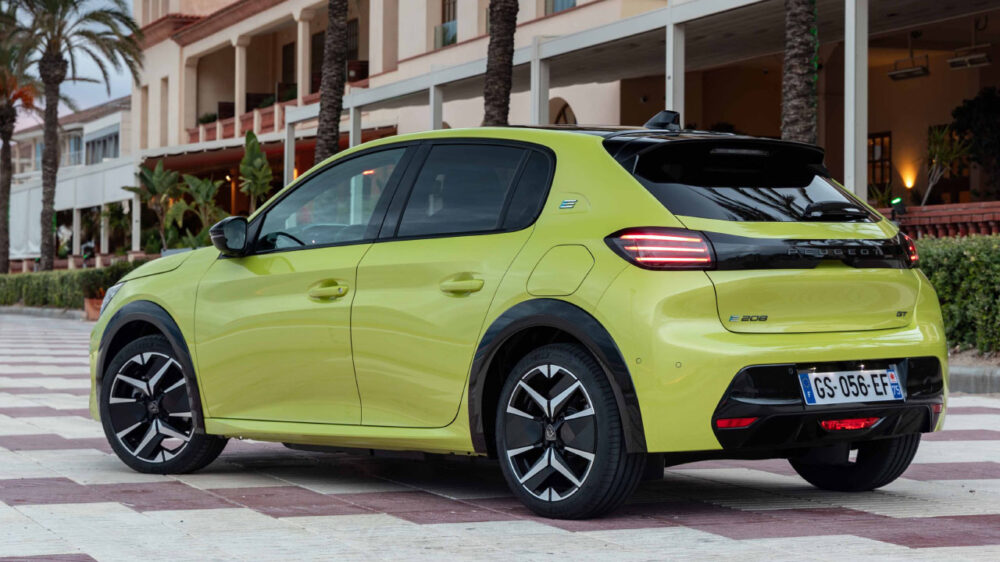 Yeni Peugeot 208 ve E-208 GT Türkiye'de satışa sunuldu - LOG