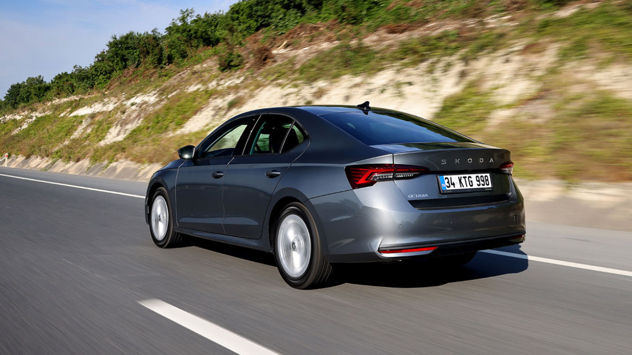 Yeni Skoda Octavia Sedan 1 milyon 719 bin TL'den satışa çıktı