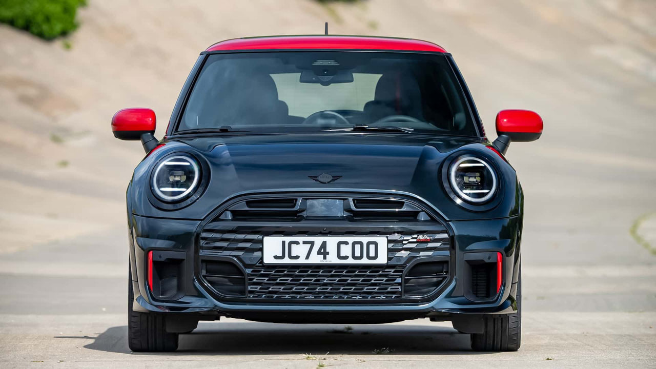 Benzinli yeni Mini John Cooper Works modelleri tanıtıldı - LOG