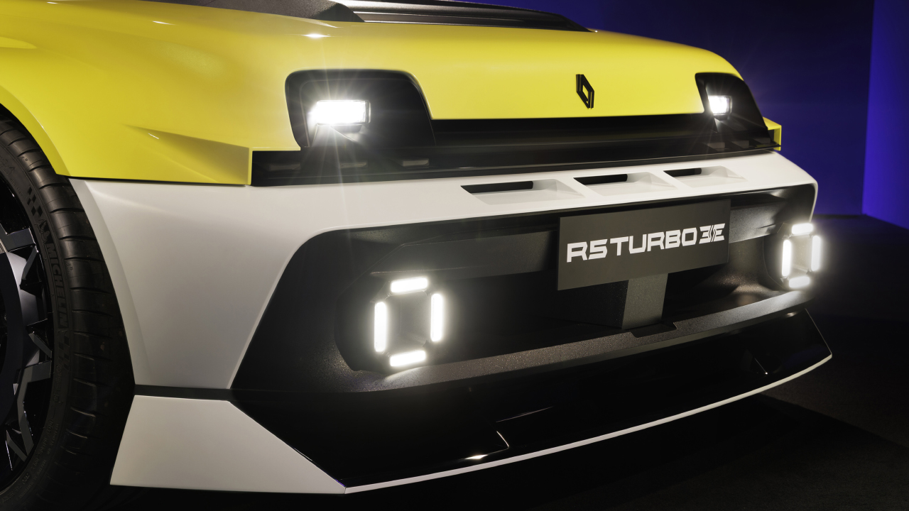 Mini süper otomobil Renault 5 Turbo 3E oldukça pahalı olacak