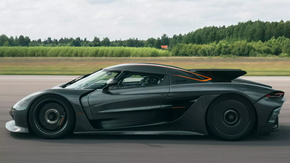 Koenigsegg Jesko Absolut ile yeni bir hız rekoru kırıldı - LOG